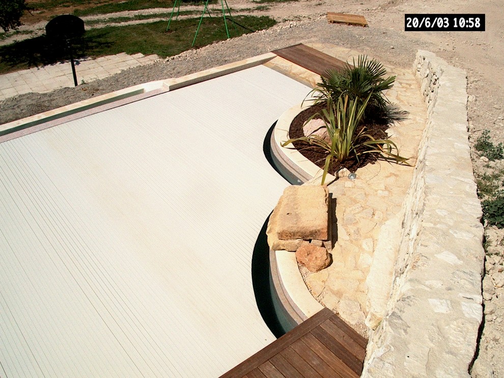 Couverture de piscine immergée - Caisson classique - Modern - Swimming ...