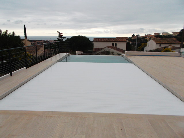 Couverture de piscine immergée - Caisson poutre béton immergée ...