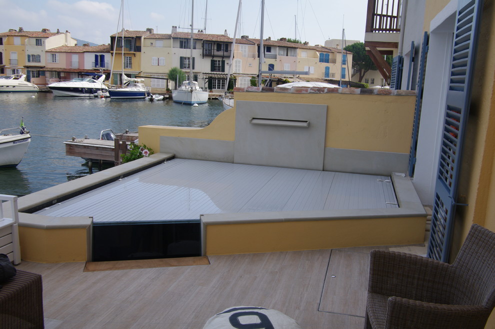 Couverture de piscine immergée sur débordement - Caisson fond de bassin ...