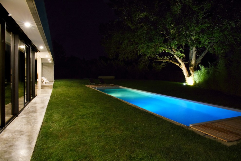 Eclairage piscines - Contemporary - Pool - Toulouse - by Le Pisciniste ...