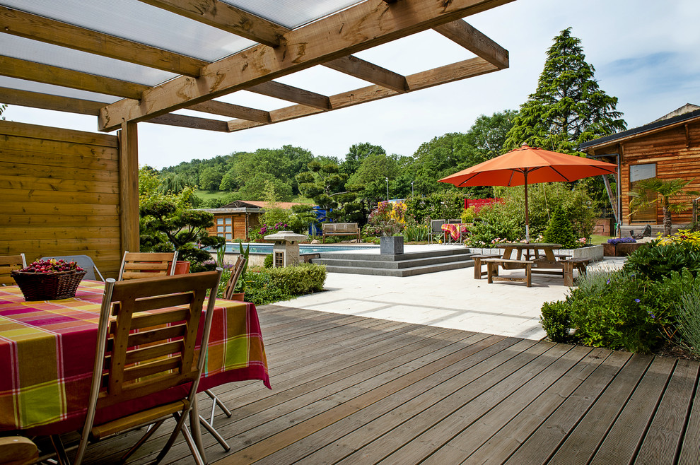 L'espace piscine dans son ensemble - Modern - Pool - Nancy - by ...