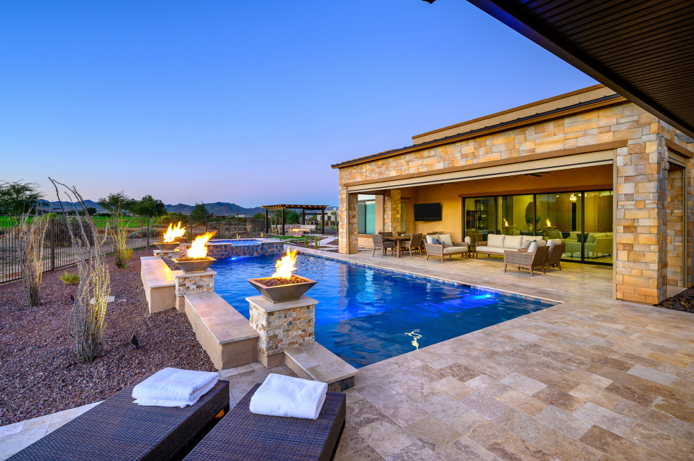 A Sprawaling, All-Year Oasis - Pools & Hot Tubs - Phoenix - by ...