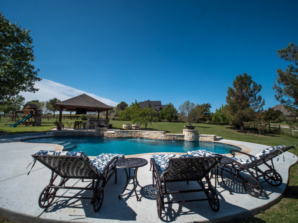 A true South Western Oasis - Southwestern - Pool - Dallas - by Selah ...