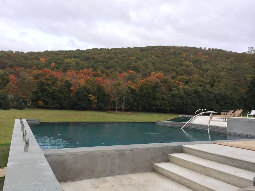 Aerial View: Infinity Edge Swimming Pool - Country - Swimming Pool ...