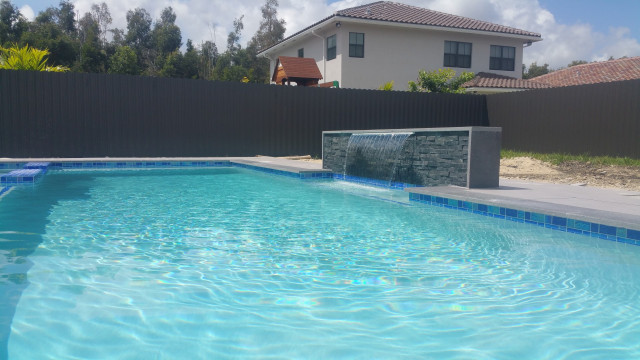 AMY'S POOL - Modern - Swimming Pool & Hot Tub - Miami - by Glamour Pool ...