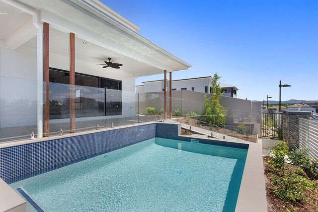 Aqua North - Hope Island - Modern - Swimming Pool & Hot Tub - Gold ...