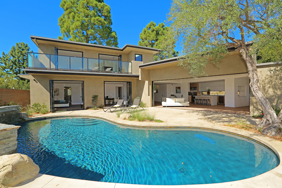 Arby Drive Pool - Midcentury - Pool - Los Angeles - by Stout Design ...