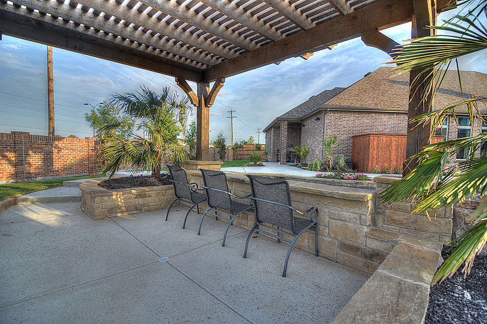 Auten - Combination Pool & Arbor - Contemporary - Patio - Dallas - by ...