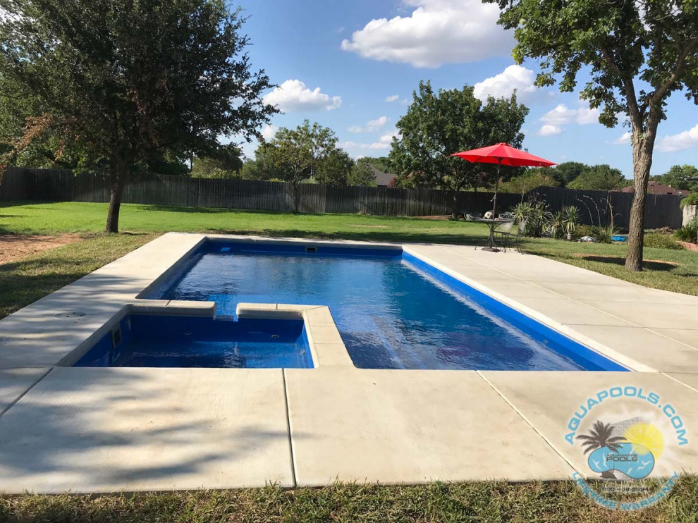 AVIVA Pools Luxe L35 - Contemporary - Pool - Austin - by Aquamarine ...