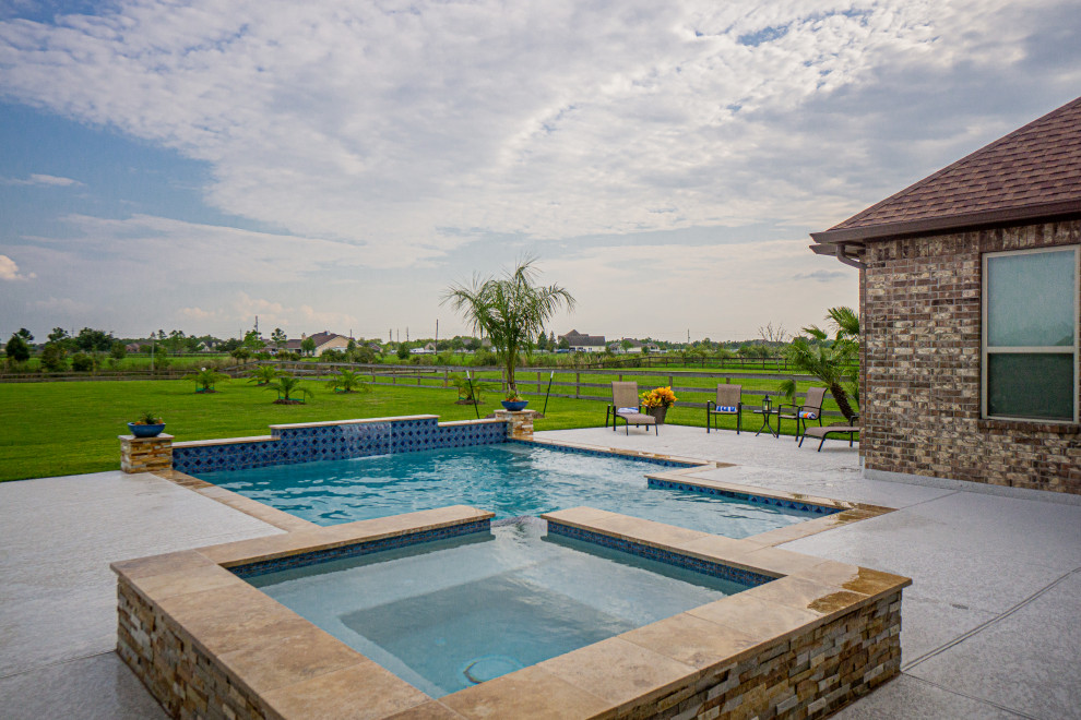 Baldwin Family - Contemporary - Pool - Houston - by Richard's Total ...