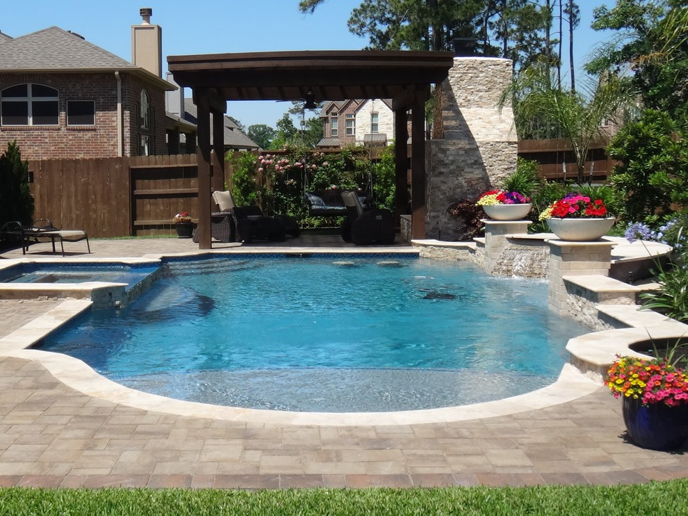 Bales Backyard - Traditional - Pool - Houston - by Carnahan Landscaping ...