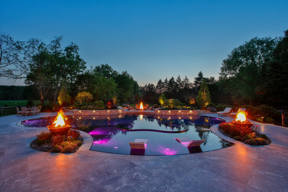 Barrington Hills, IL Freeform Perimeter Overflow with Perimeter ...