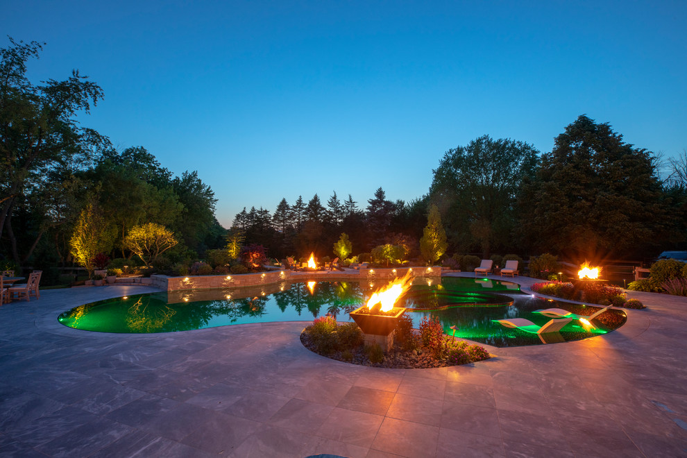 Barrington Hills, IL Freeform Perimeter Overflow with Perimeter ...