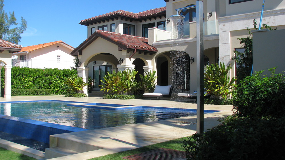 Bay Road Residence - Mediterranean - Pool - Miami - by ANDRES MONTERO LANDSCAPE ARCHITECTURE ...