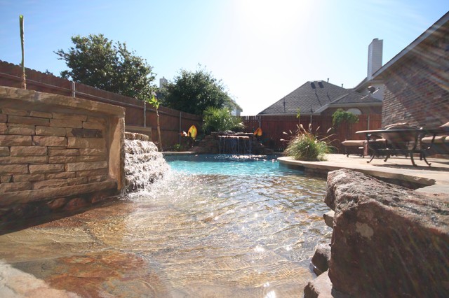 Beach Entry Pools - Beach Style - Pool - Dallas - by Pulliam Pools ...