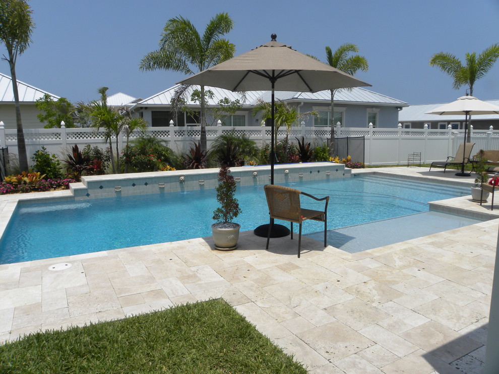 Beach entry - Pool - Miami - by RHR Pools, Inc. | Houzz