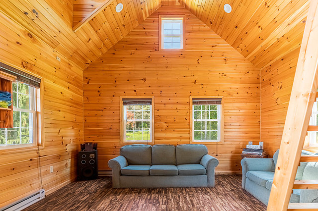 Below Ground Pool with Patio and Pool House Project - Clásico - Piscina ...