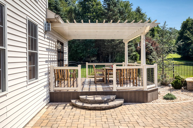 Below Ground Pool with Patio and Pool House Project - Traditional ...