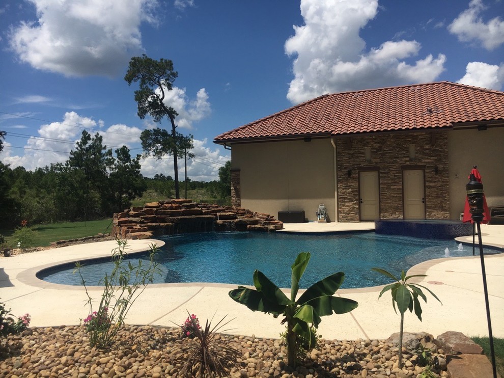 Benders Landing Freeform Pool with Waterfall - Traditional - Pool ...