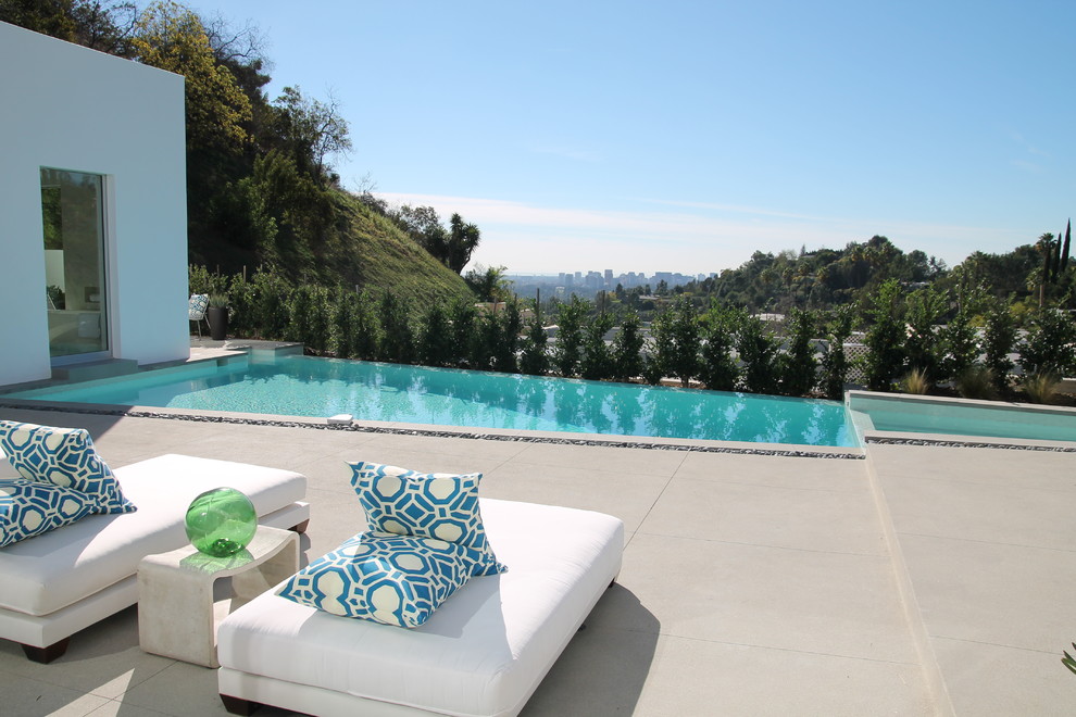 Beverly Hills - Modern - Pool - Los Angeles - by Alan Dunn Landscape ...