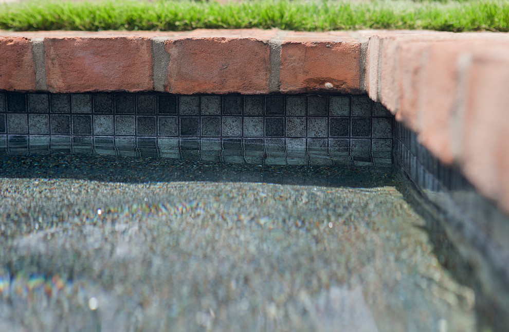 Brick Beauty - Traditional - Pool - Austin - by Brad Sharpe Pools | Houzz