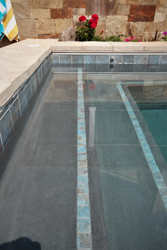 Built-In Spa - Pool - Denver - by Aquality Construction | Houzz