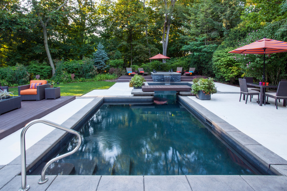 California Spa Retreat from a No-Tell Motel Pool - Contemporary - Pool ...