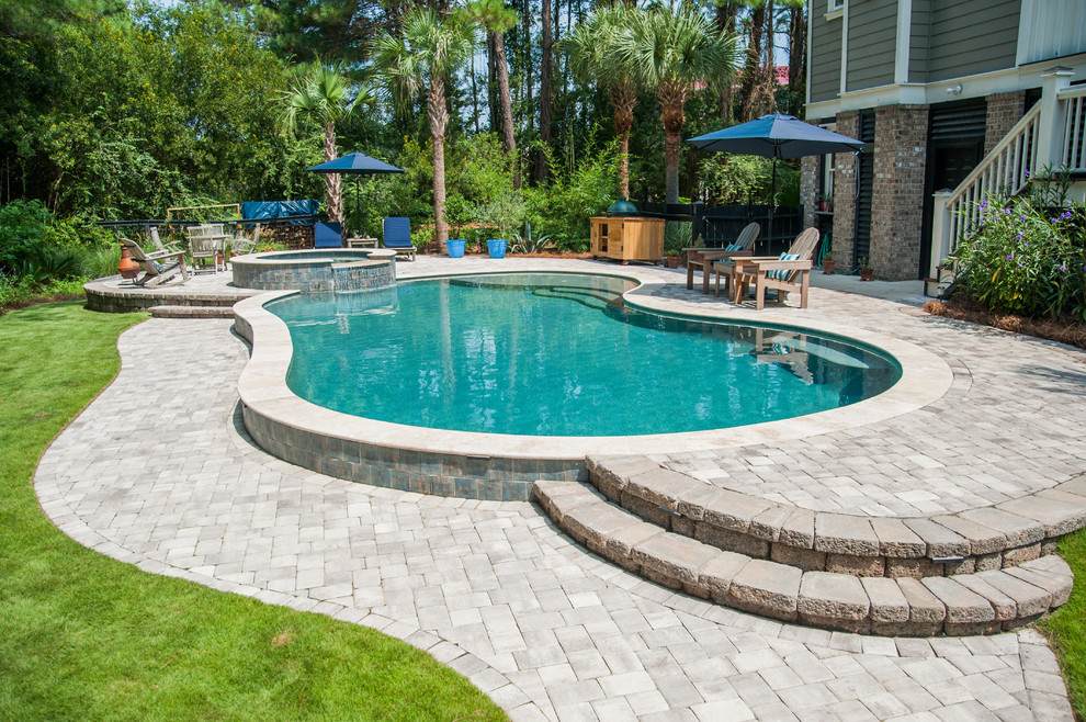 Canyon Oaks Drive and Eifes Field Land - Traditional - Pool ...