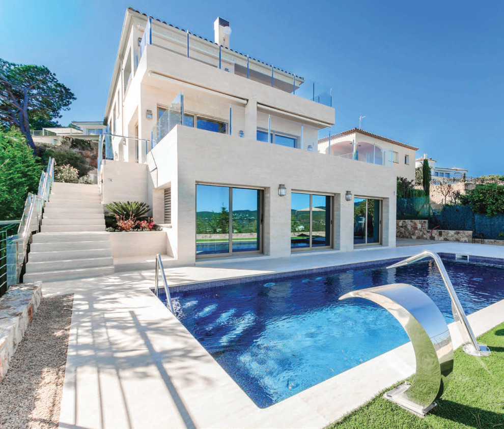 Central Park Limestone Pavers & Pool Copings - Pool - Houston - by ...