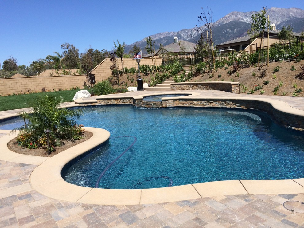 Classic Swimming Pools - Pool - Orange County - by Splash Pools ...