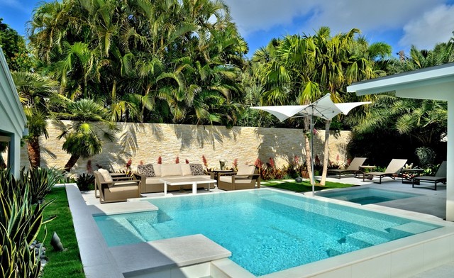 Contemporary Key West - Contemporary - Pool - Miami - by Craig Reynolds ...