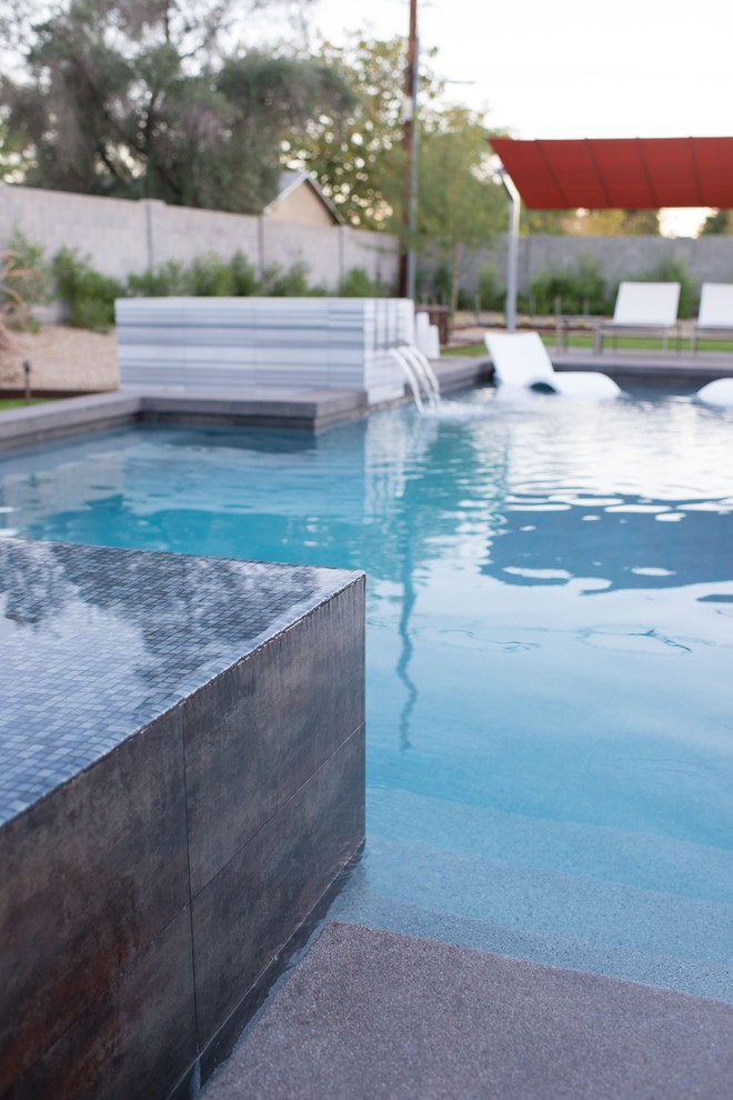 Contemporary Resort Pool Spa - Phoenix - Arcadia - Contemporary - Pool ...