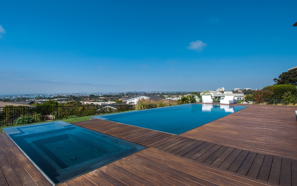 Modern Pool - Modern - Pool - Orange County | Houzz Modern Pool - Modern - Pool - Orange County | Houzz