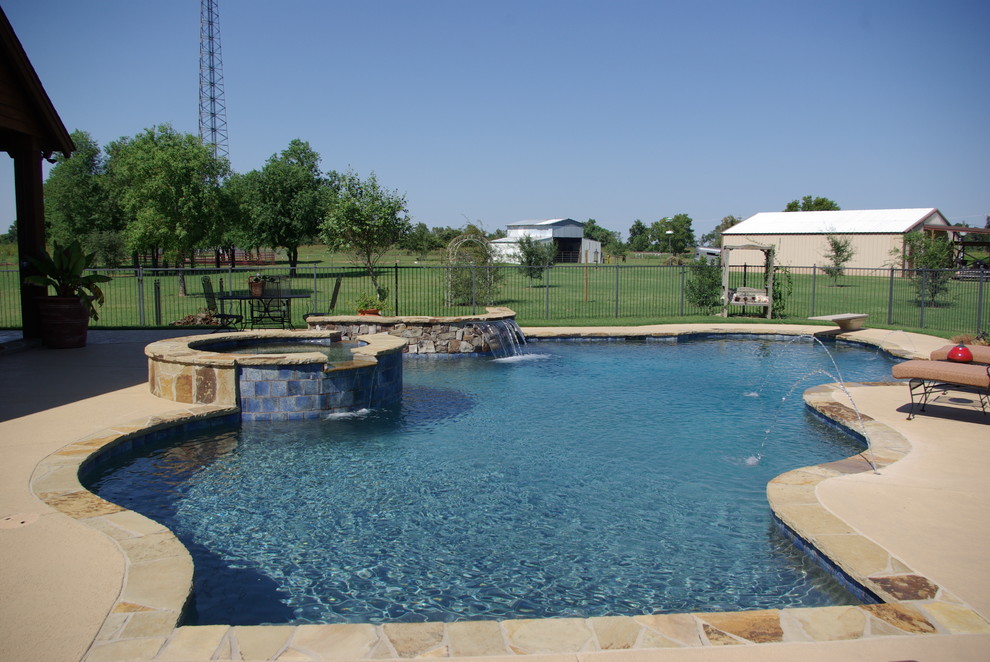 Country Living - Traditional - Pool - New Orleans - by Oasis Aquatech Pools, Inc. | Houzz