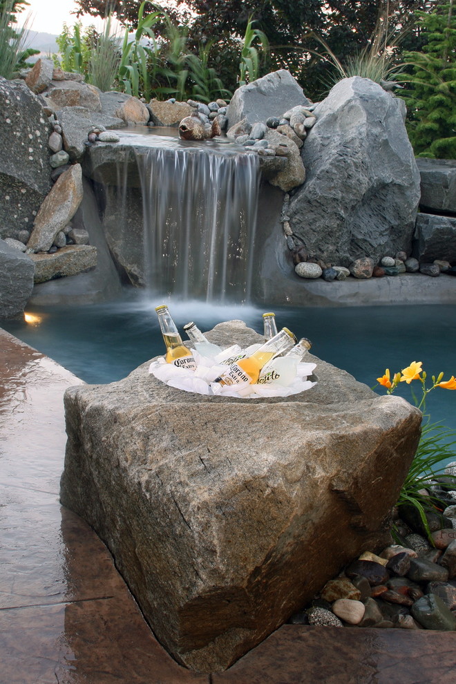 Cozy Backyard Patio - Contemporary - Pool - Seattle - by Coppercreek ...