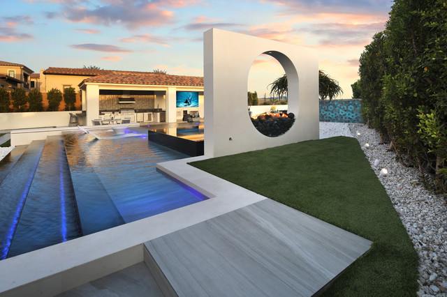Custom Fire Feature & Spa - Modern - Pool - Orange County - by Foxterra ...