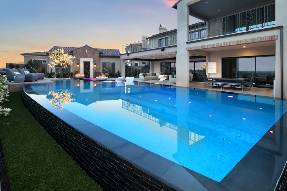 Custom Infinity Pool & Spa - Modern - Pool - Orange County - by ...