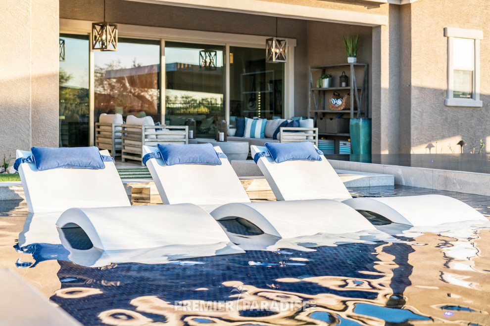 Custom Pool & Perimeter Overflow Spa with Outdoor Kitchen - Modern ...