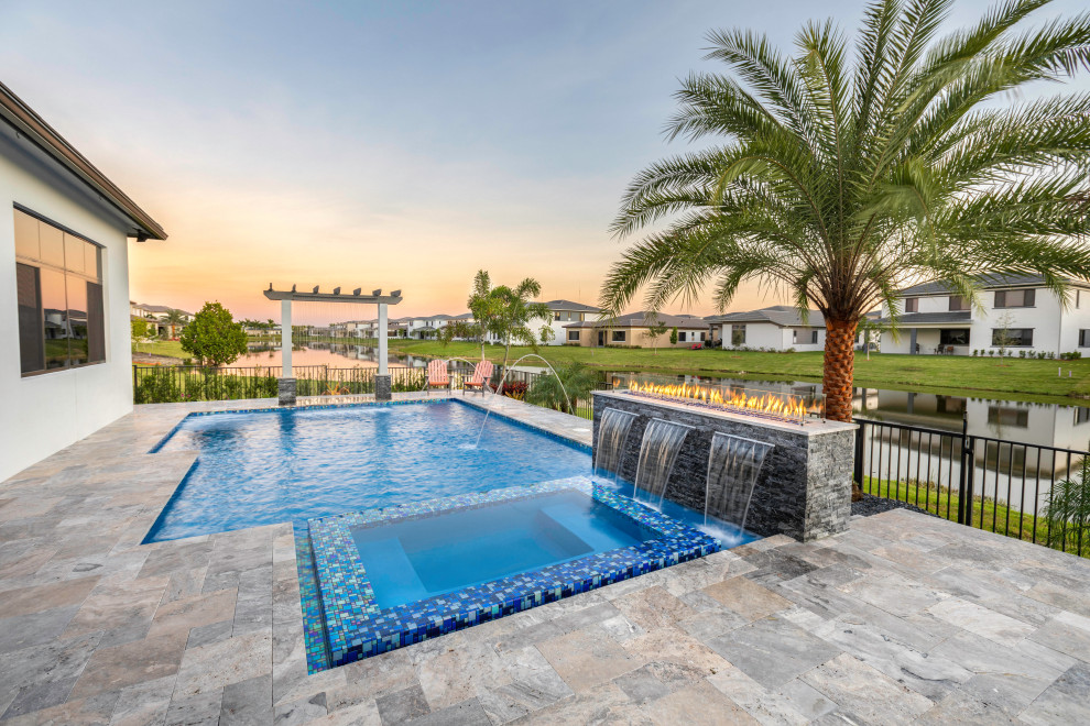 Custom Pool & Spa with Fountain, and Rain Pergola in Parkland, Florida ...