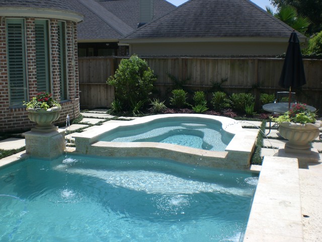 Custom Shape Spa with Flat Spillway - Pool - Houston - by Great Escapes ...