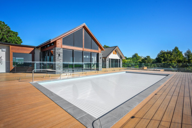 Custom Swimming Pool Mayfair Pools Auckland South - Moderne - Piscine ...