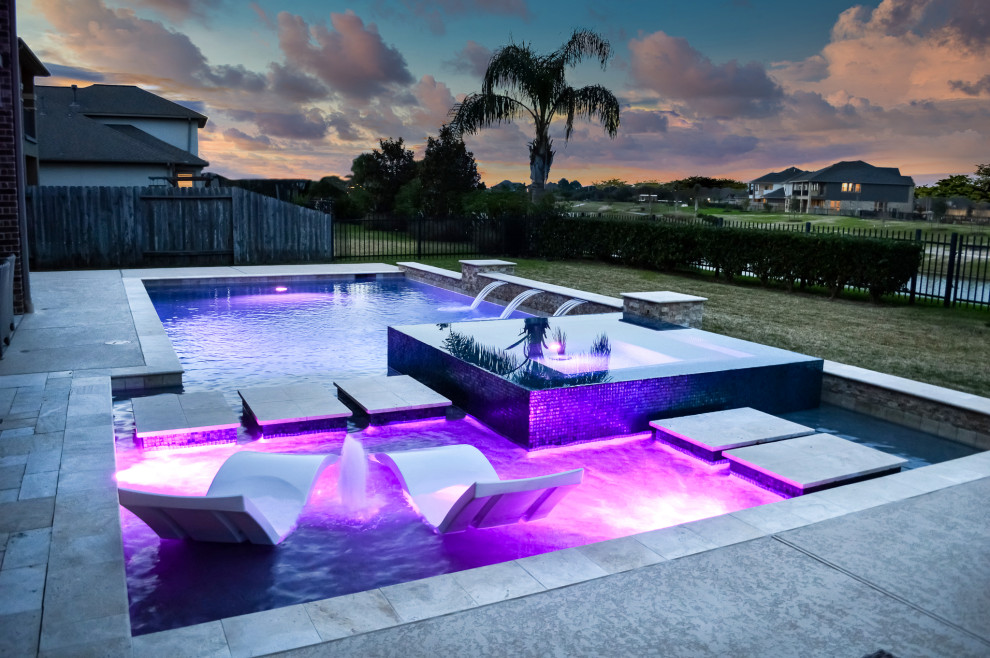 Custom Vanishing edge spa - Modern - Pool - Houston - by Tipton Spires ...