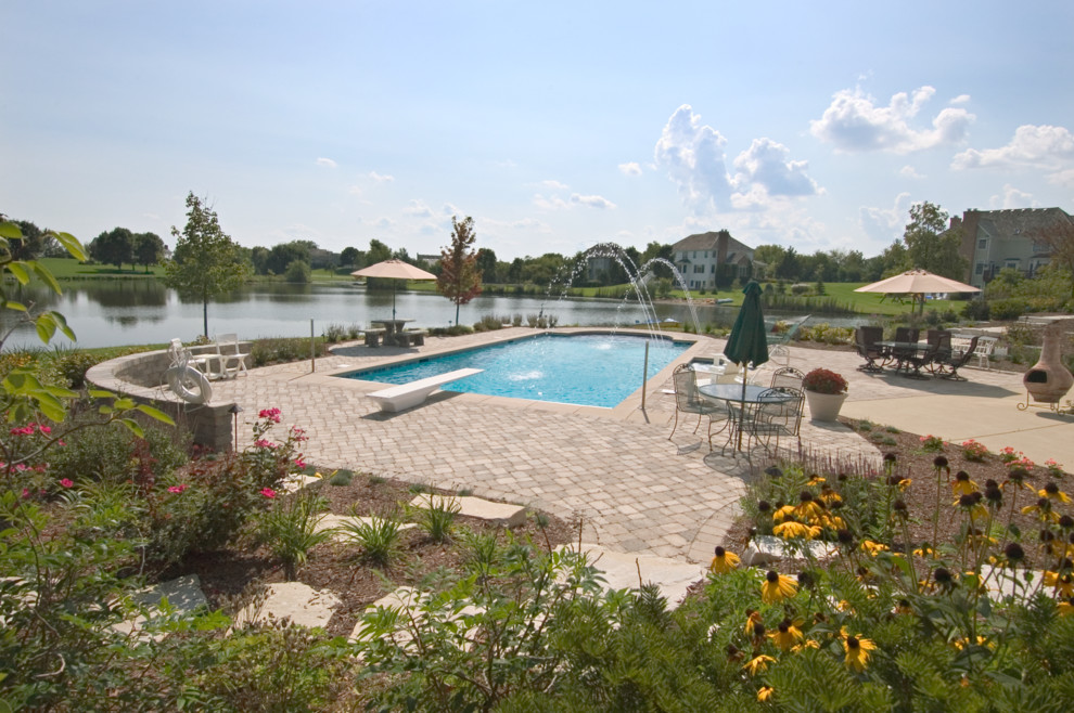 Deer Park, IL Swimming Pool and Hot Tub with Sunshelf - Traditional ...