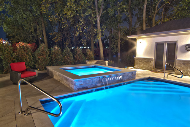 Deerfield, IL Swimming Pool and Raised Hot Tub - Traditional - Pool ...