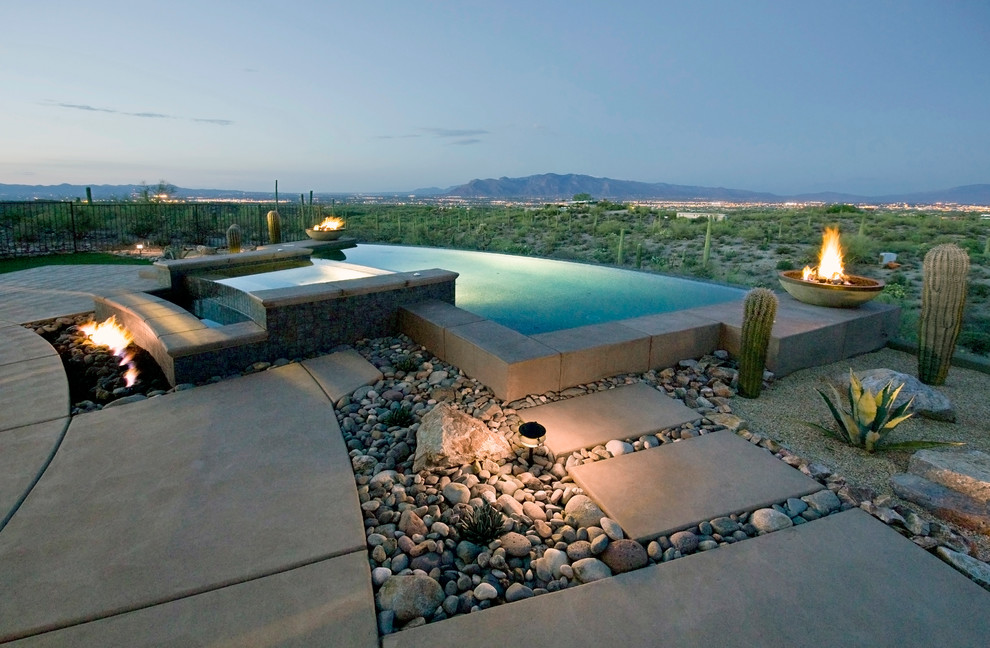 Desert Oasis - Modern - Pool - Phoenix - by Patio Pools and Spas | Houzz