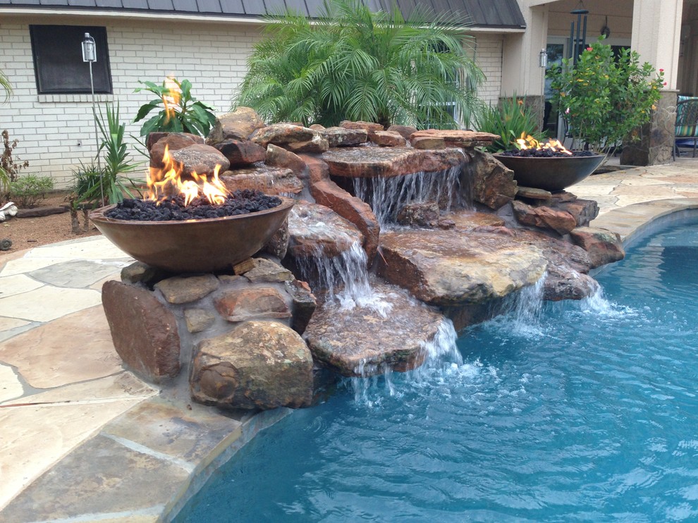 El Campo Luau - Tropical - Pool - Houston - by Serene Escapes | Houzz