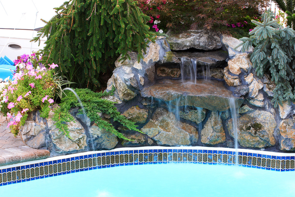 Ellis Residence - Transitional - Pool - New York - by Landscape ...