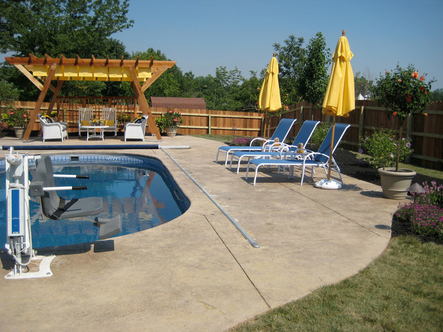 Extreme Makeover: Home Edition ~ The Akers Family - Featuring Viking ...