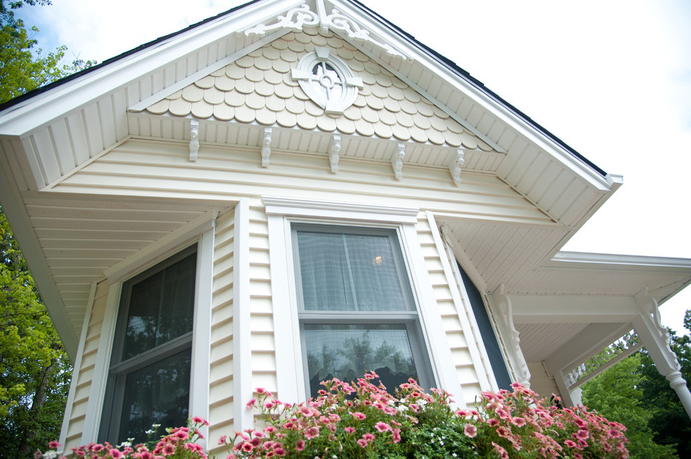 Fairy Tale Poolhouse - Victorian - Pool - Bridgeport - by Cuomo ...