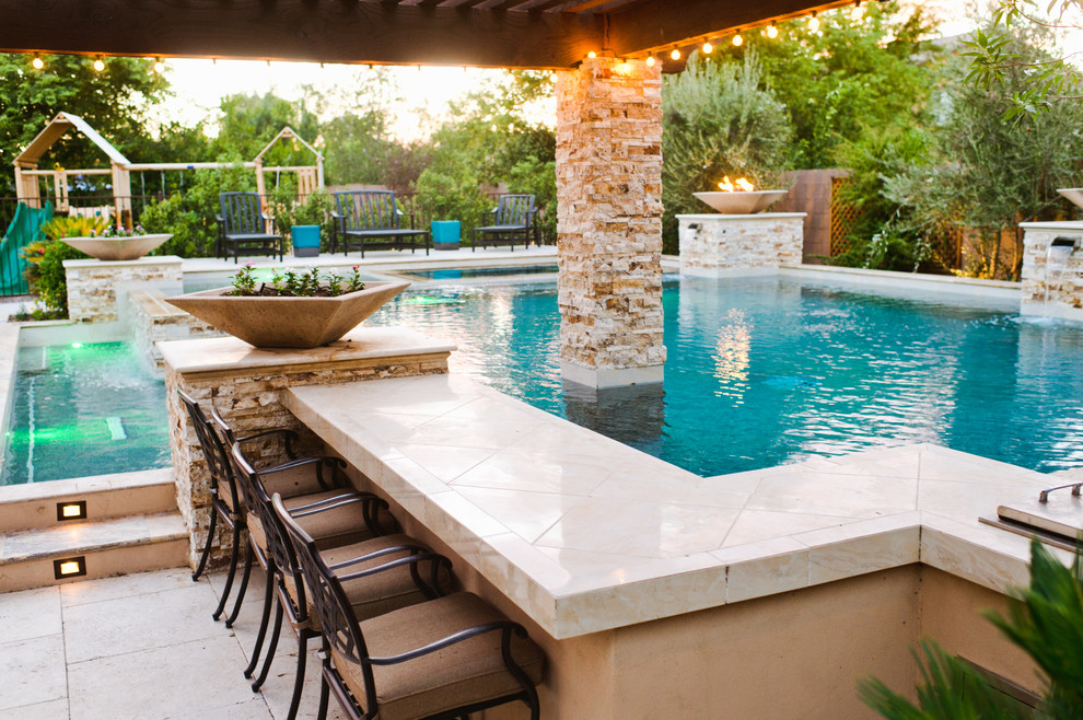 Family Outdoor Living & Swimming Pool Entertainment - Contemporary ...